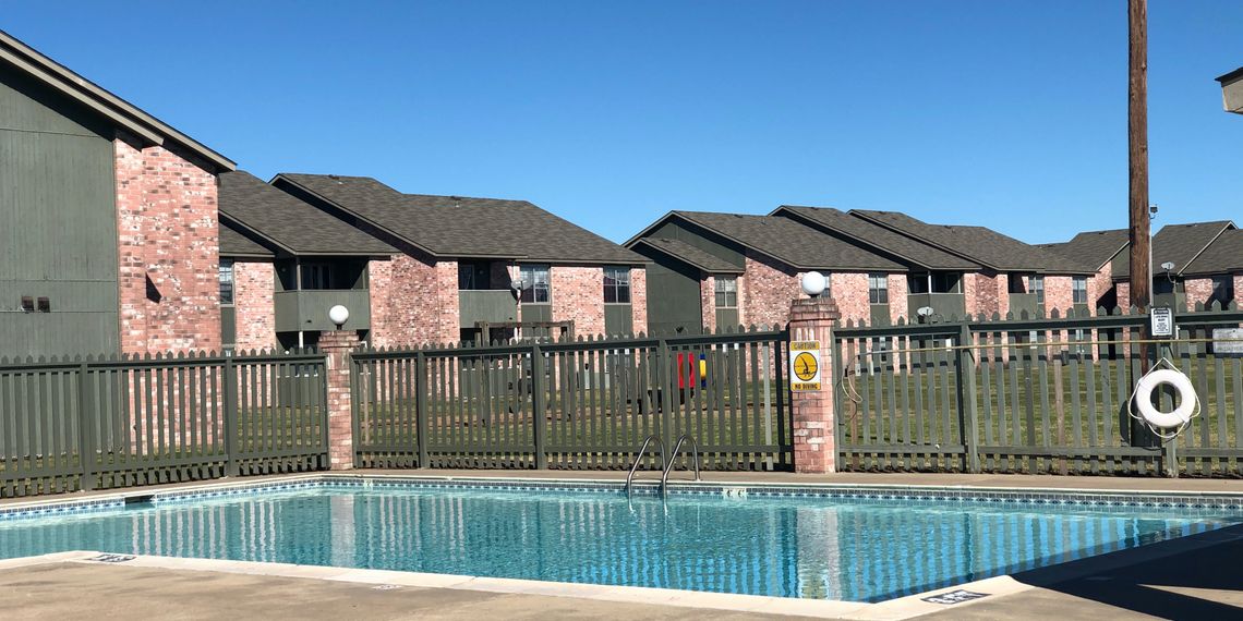 Apartment for rent at 1400 N Wells St, Edna, TX 77957, US