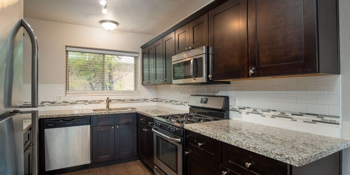 Apartment for rent at 1333 E Thomas Rd, Phoenix, AZ 85014, US