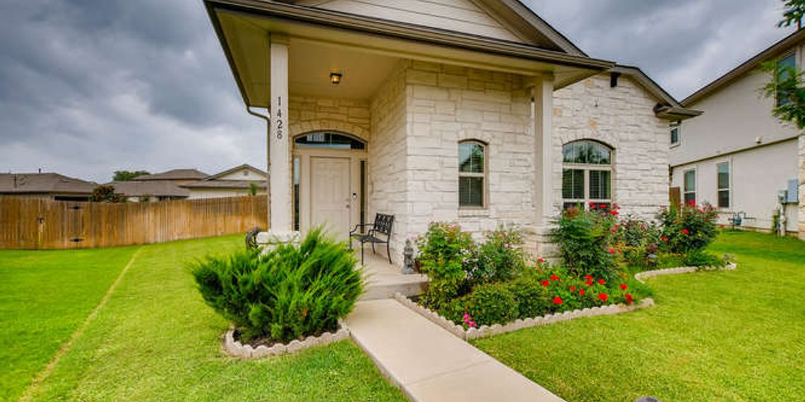 Single-Family House for rent at 1428 Bess Cove, Leander, TX 78641, US